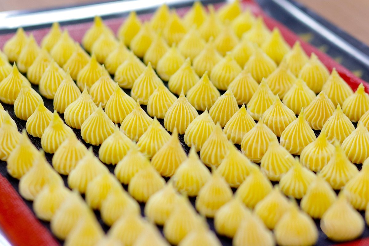 Spooky Fruit Snacks for Kids This Halloween - The Parenting Pro